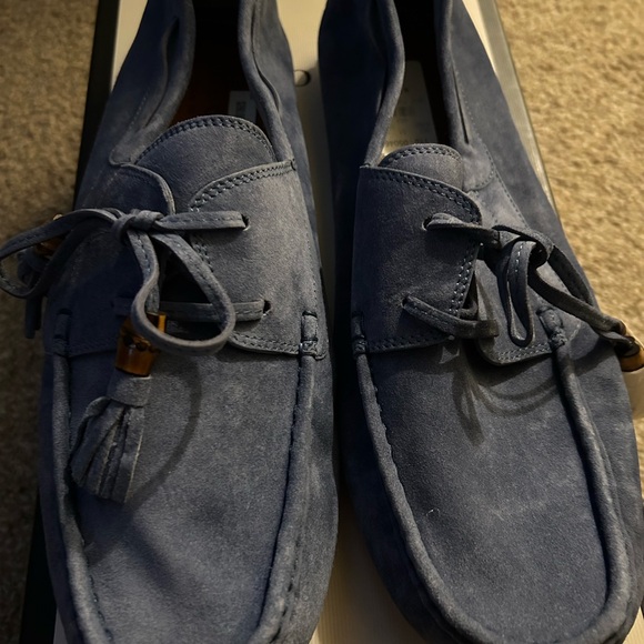 Gucci | Shoes | Gucci Baby Blue Suede Driver With Signature Bamboo Wood ...